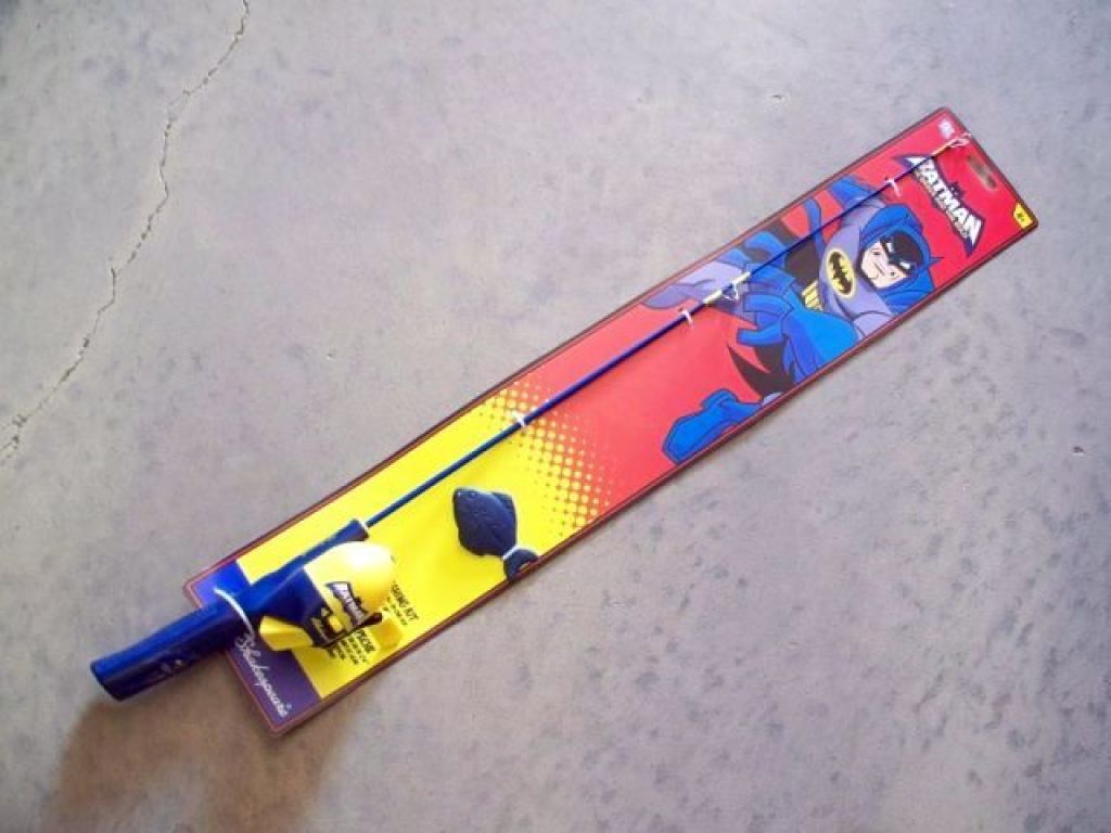 Shakespeare BATMAN Kit Rod Reel !!! - Fishing Rods Combo - FishAndSave ...